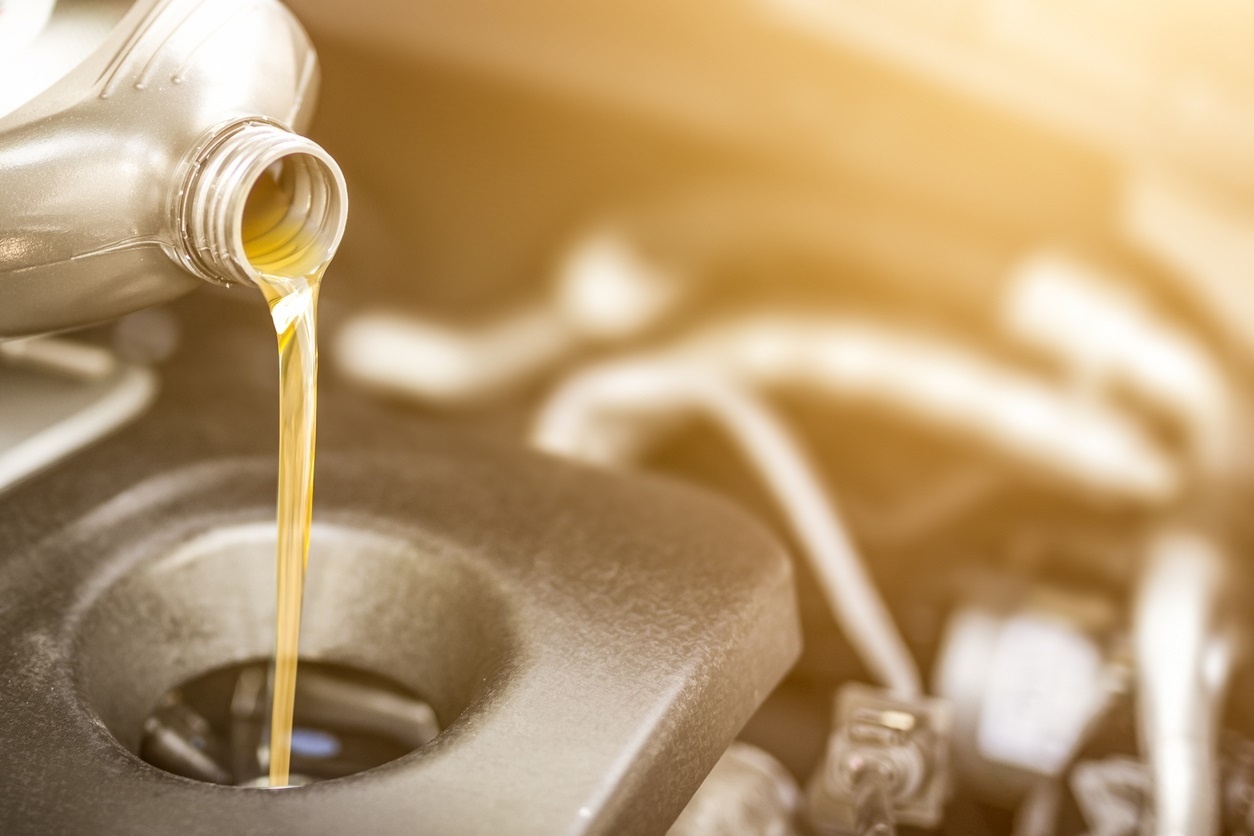 3 consejos imprescindibles para elegir el mejor lubricante de coche